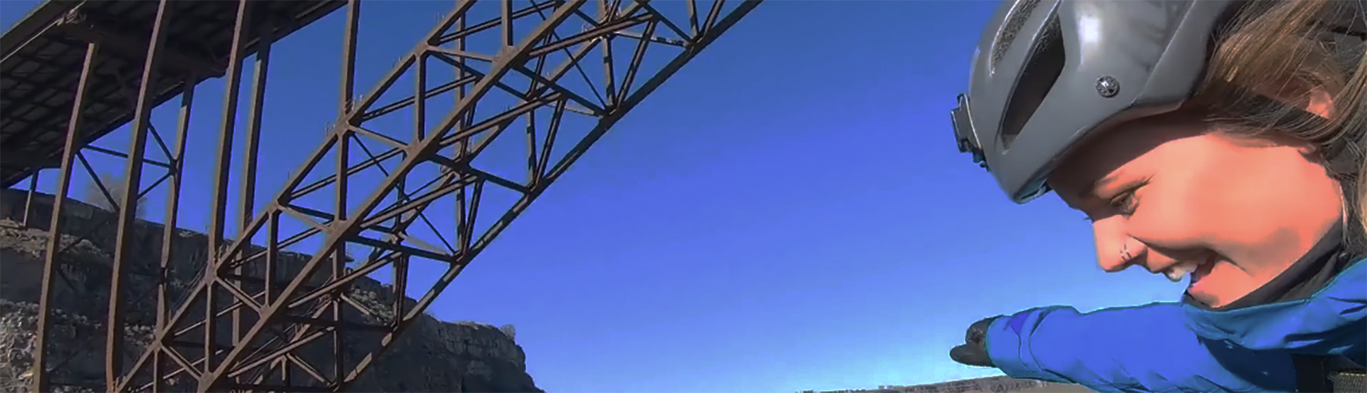 ORIGINAL PRODUCTIONS – Pilots to Series - SNEAKY BIG | SNEAKY BIG